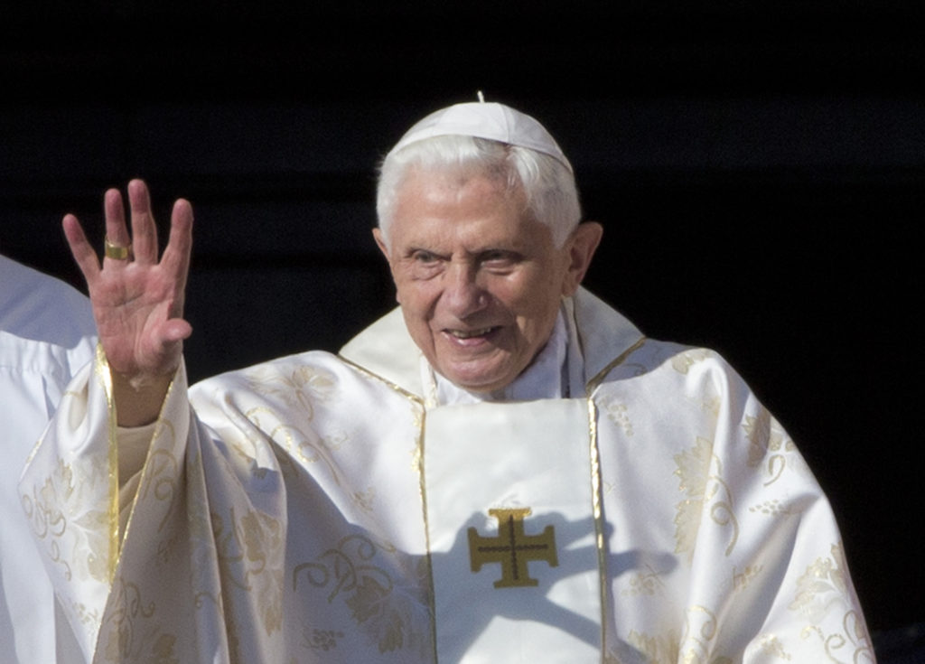 Benedict XVI Conveyed his Happiness in Receiving his Birthday Greetings ...
